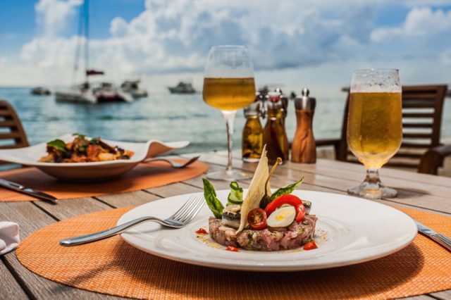 Aprende dónde saborear la gastronomía de Mauricio - Revista Más Viajes